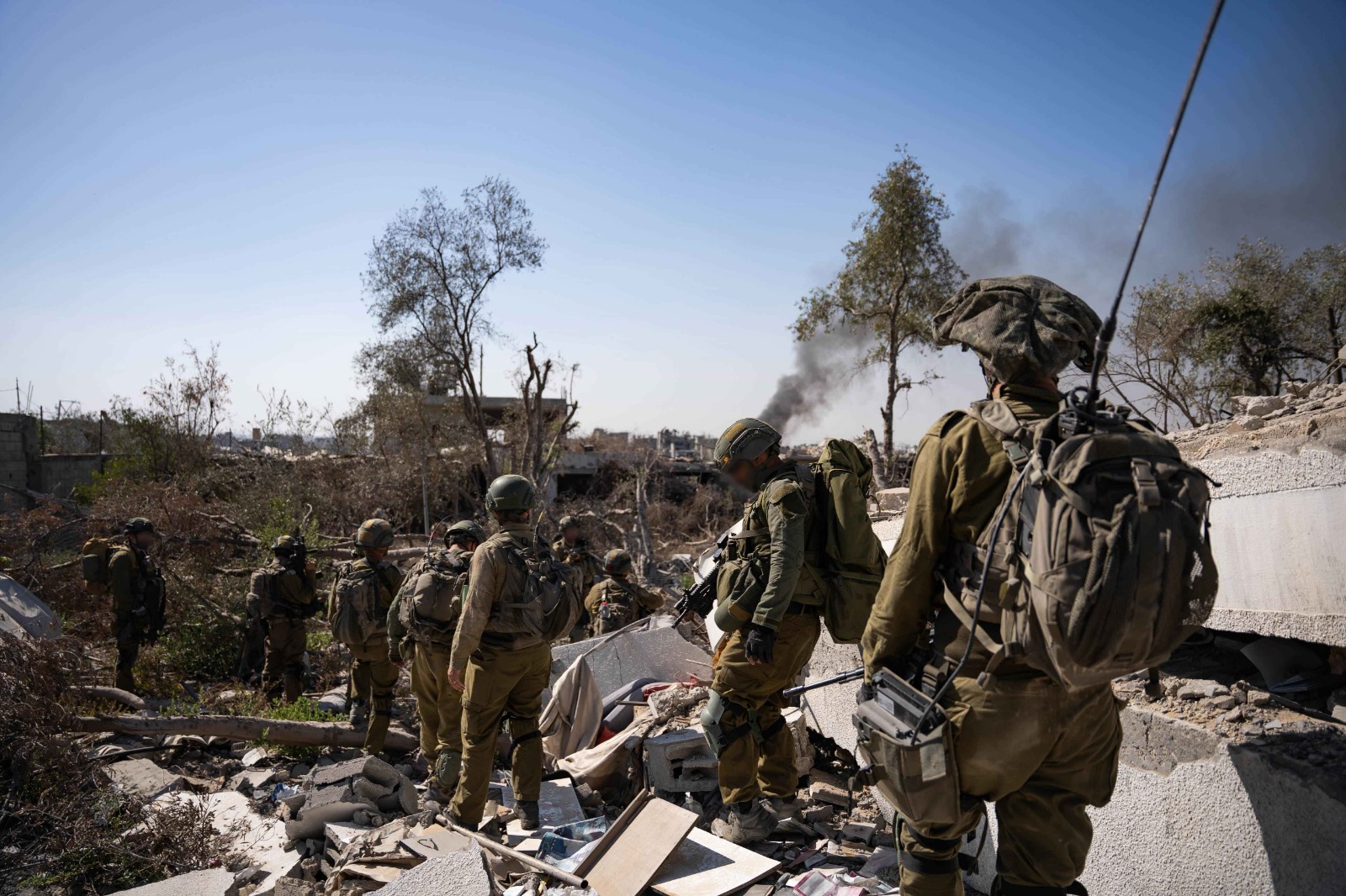 IDF troops are continuing operational activities throughout the Gaza Strip