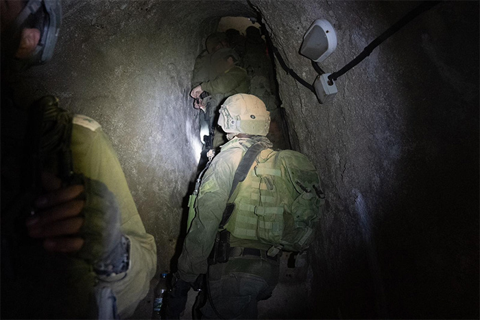 IDF BATTLE VIDEO: IDF forces raid underground HQ of Radwan Force