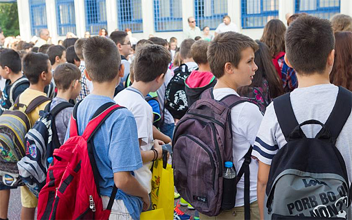 ICYMI: Canada: Schools tell parents not to pack ham sandwiches for ...